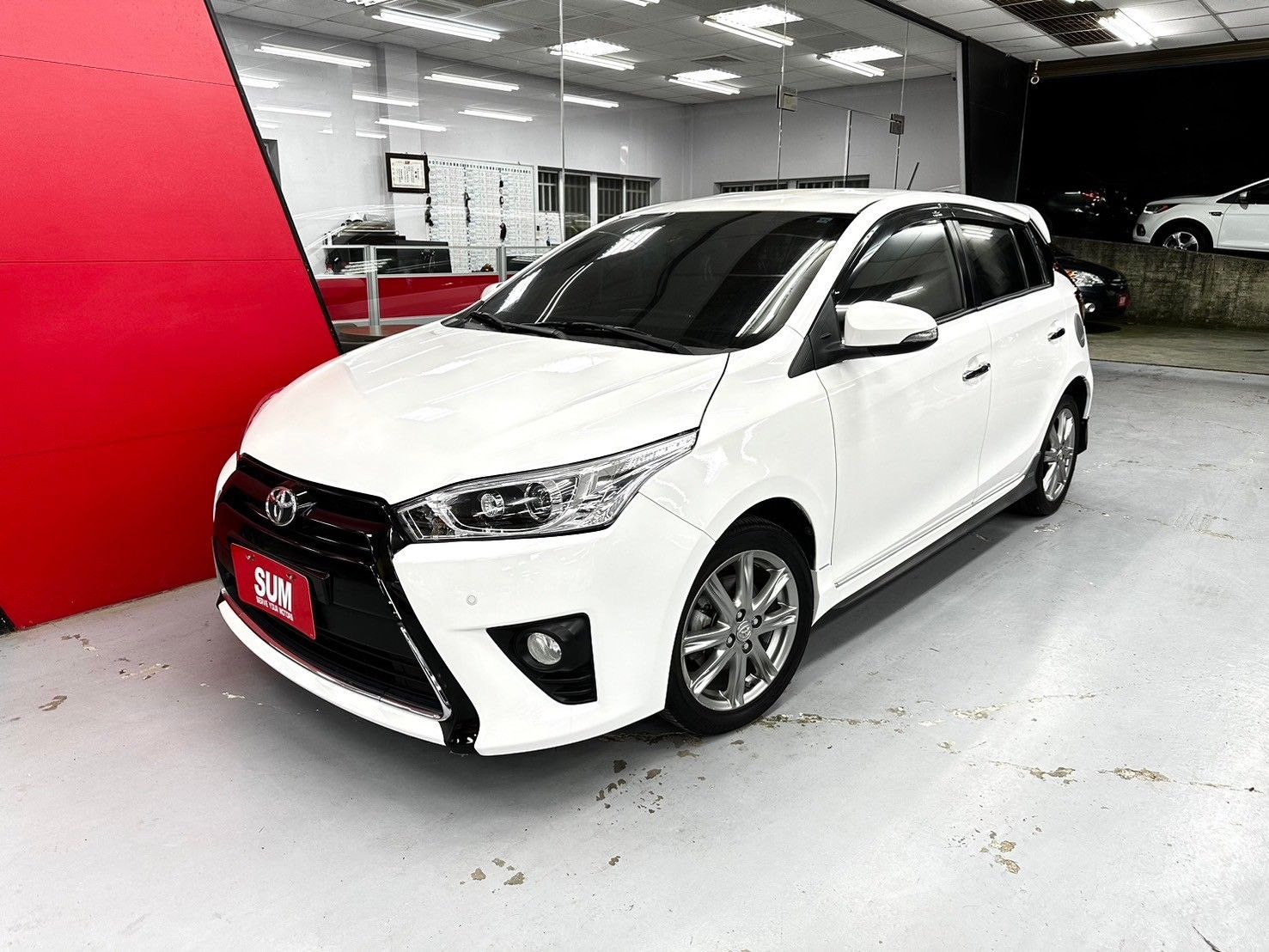 Toyota Yaris 2017年二手車 36.8萬 新竹市-上辰汽車 | 8891汽車