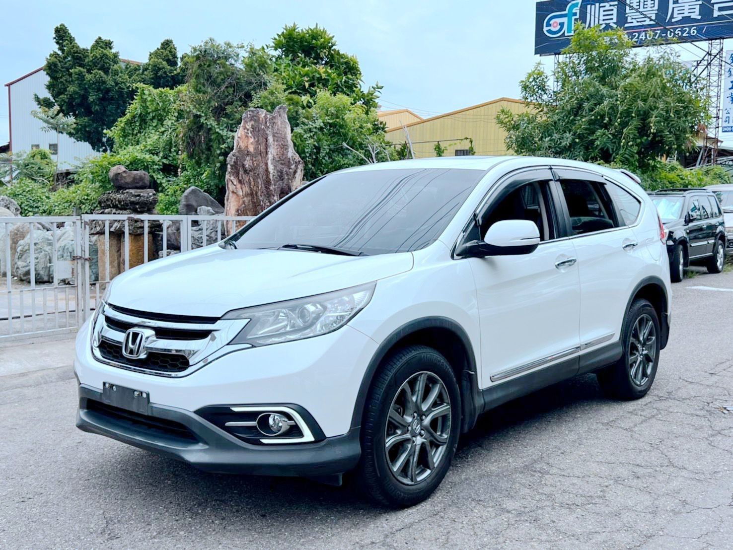 Honda CR-V 2016年二手車 30.8萬 台中市-裕富汽車 | 8891汽車