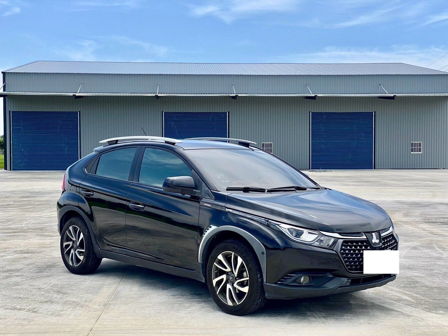 Luxgen U5 2017年二手車 9.8萬 桃園市-K車庫 | 8891汽車