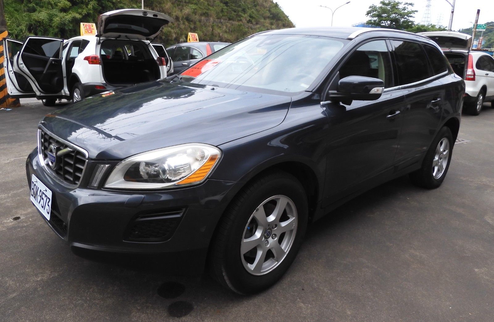 Volvo XC60 2013年二手車 20.5萬 新北市-瑞富汽車 | 8891汽車