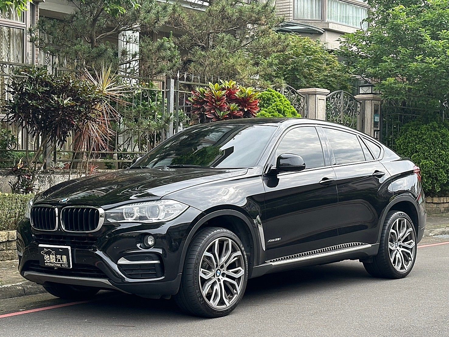 BMW X6 2016年二手車 110.0萬 新北市-弛駿汽車 | 8891汽車