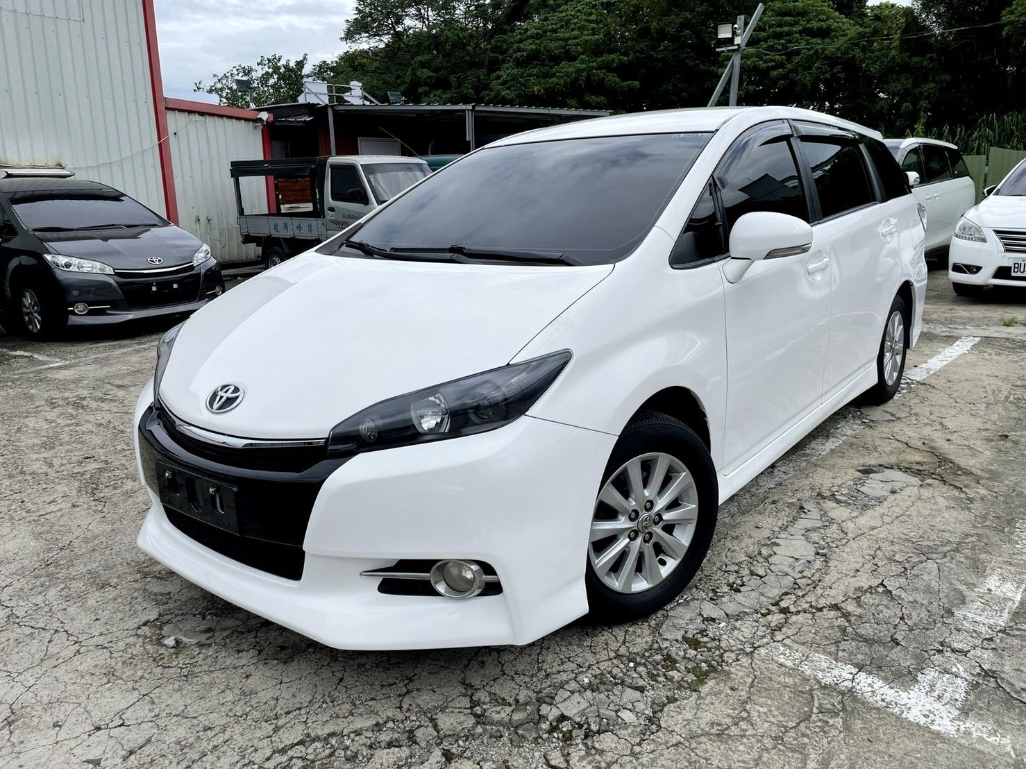 Toyota Wish 2016年二手車 30.8萬 新北市-車達汽車 | 8891汽車