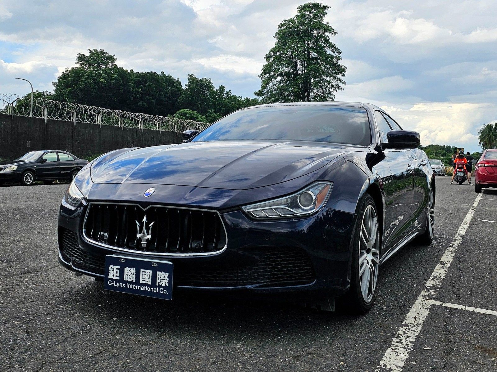 Maserati Ghibli SQ4 2014年二手車 119.8萬 屏東縣-鉅麟國際貿易有限公司 | 8891汽車