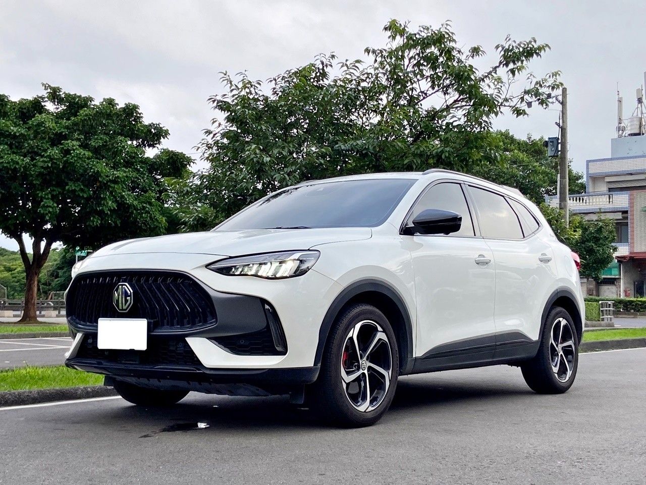 MG HS 2023年二手車 57.8萬 桃園市-誠信小邱中古車經理人 | 8891汽車