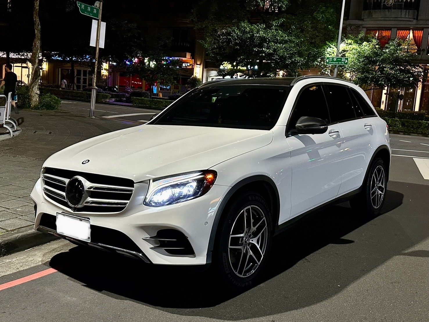 Mercedes-Benz GLC 2018年二手車 118.0萬 新北市-順利汽車 | 8891汽車