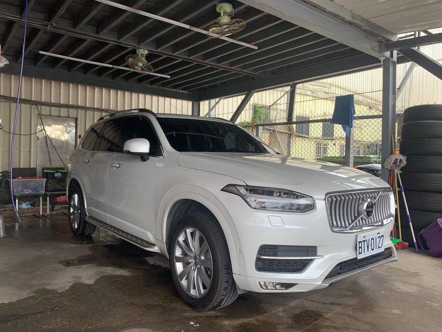 Volvo XC90 2016年二手車 69.8萬 桃園市-紐柏霖車庫 | 8891汽車