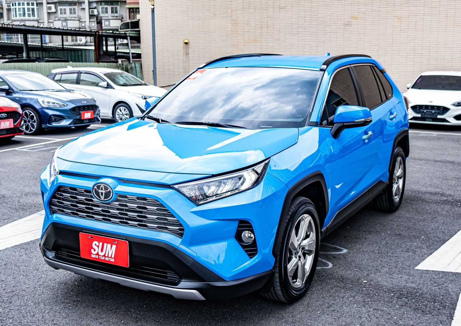 Toyota RAV4 2021年二手車 73.8萬 高雄市-推薦高雄君豪汽車 | 8891汽車