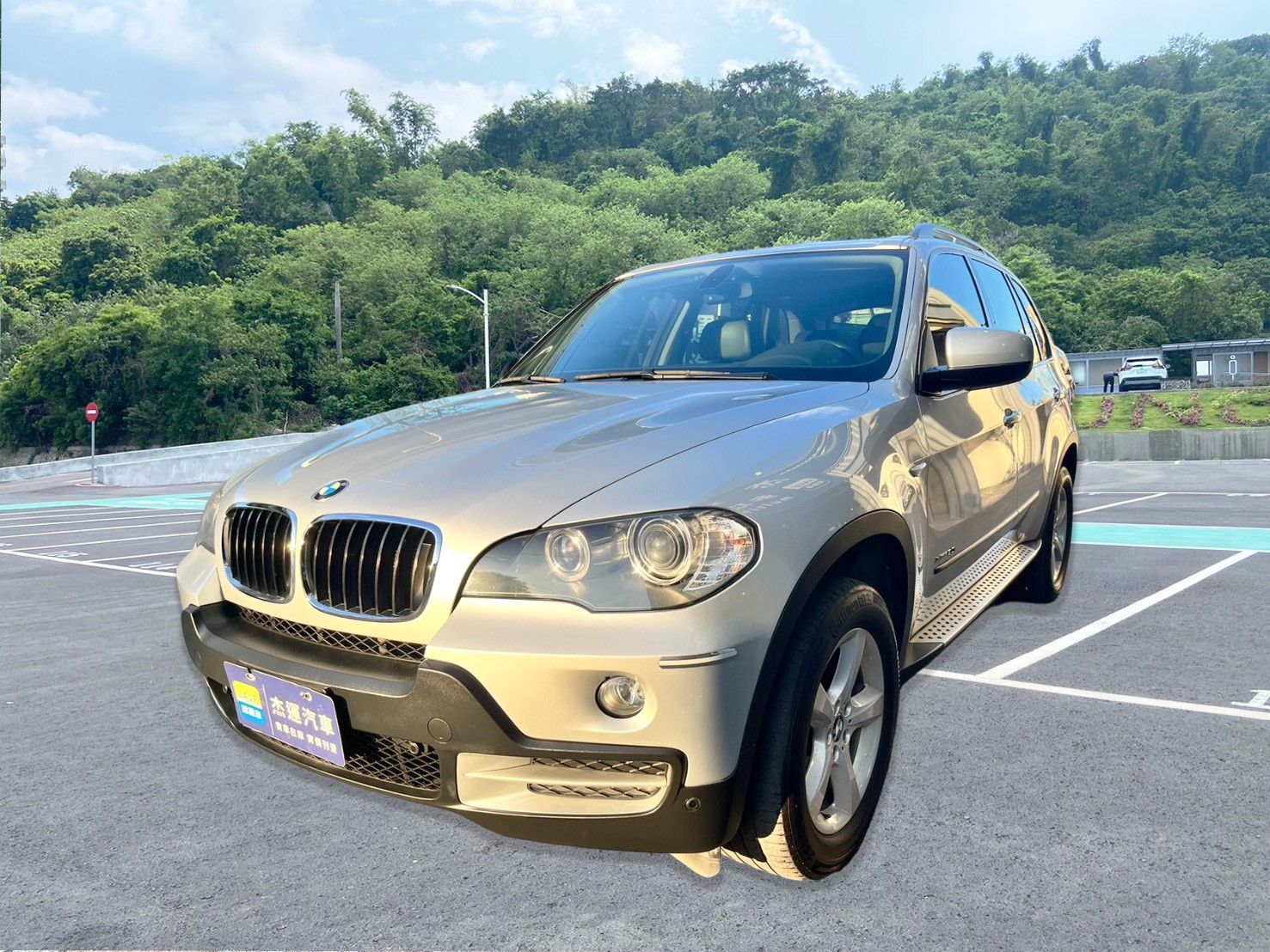BMW X5 2009年二手車 29.9萬 高雄市-杰運汽車高雄店 | 8891汽車