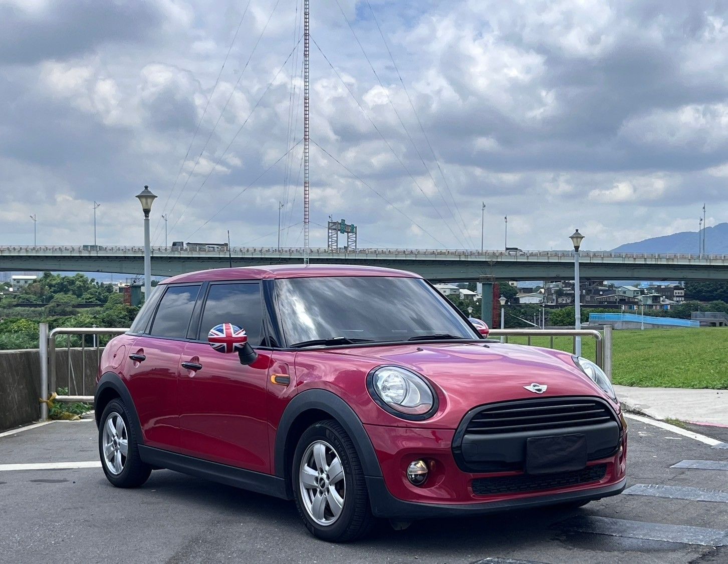 Mini One 2017年二手車 57.8萬 台北市-阿驊車庫 | 8891汽車