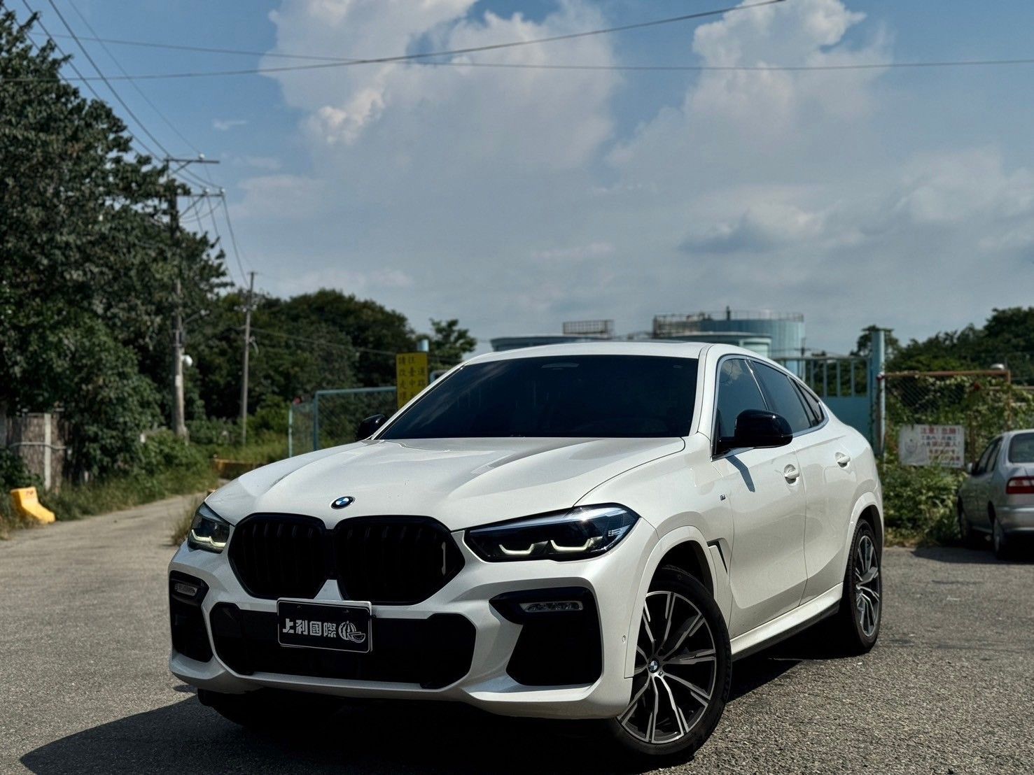 BMW X6 2020年二手車 248.0萬 台中市-上利國際車業 | 8891汽車