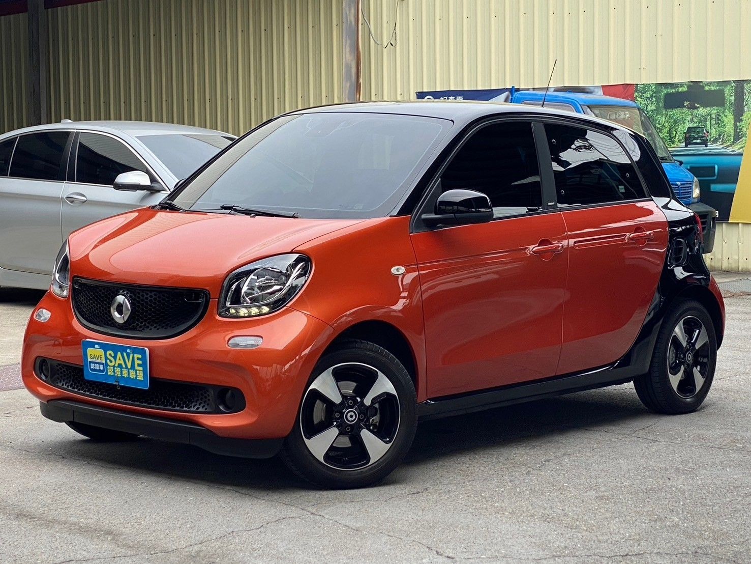 嚴選專區 - Smart Forfour 2017年二手車 48.8萬 台中市-SAVE元翔汽車 | 8891汽車