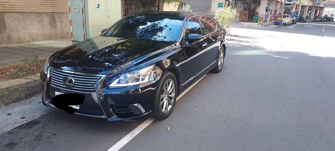 Lexus LS 2016年二手車 53.0萬 新北市- | 8891汽車
