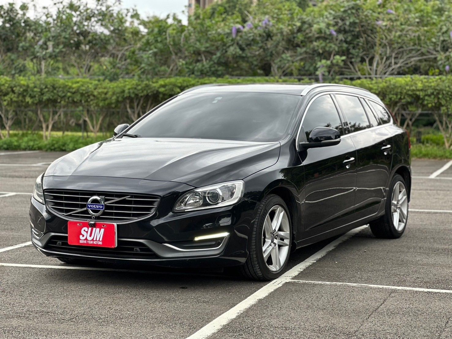 Volvo V60 2014年二手車 29.8萬 桃園市-阿龍優質中古車 | 8891汽車