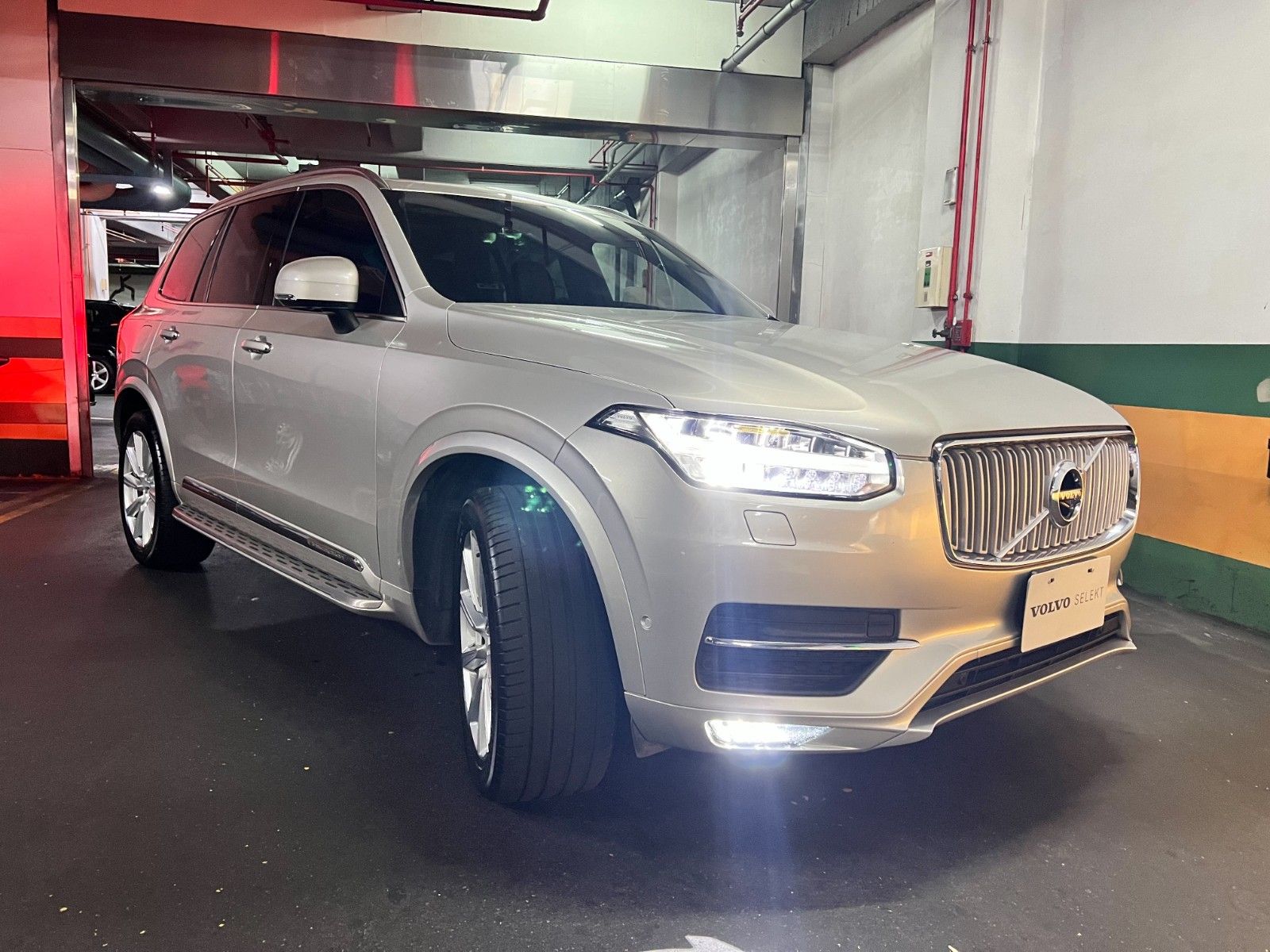 Volvo XC90 2016年二手車 115.0萬 台北市-Volvo新凱認證車 | 8891汽車