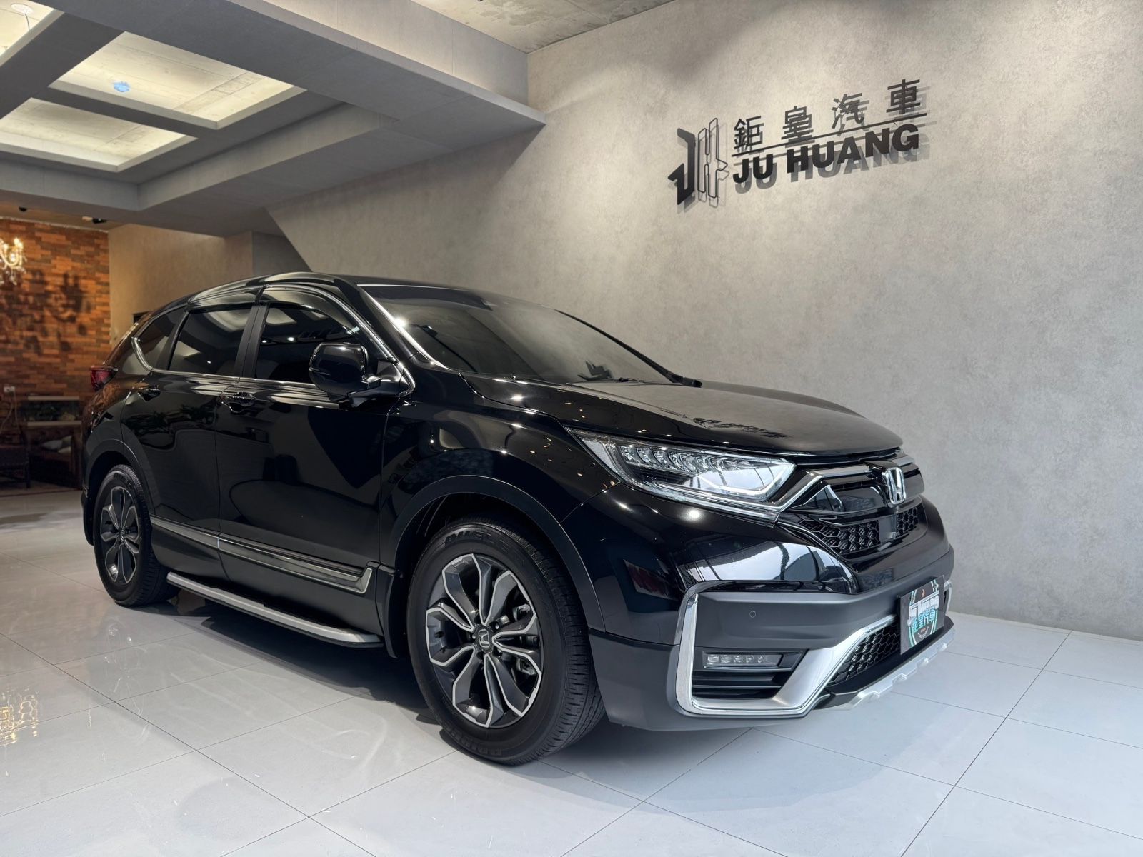 Honda CR-V 2022年二手車 89.8萬 高雄市-鉅皇汽車有限公司 | 8891汽車