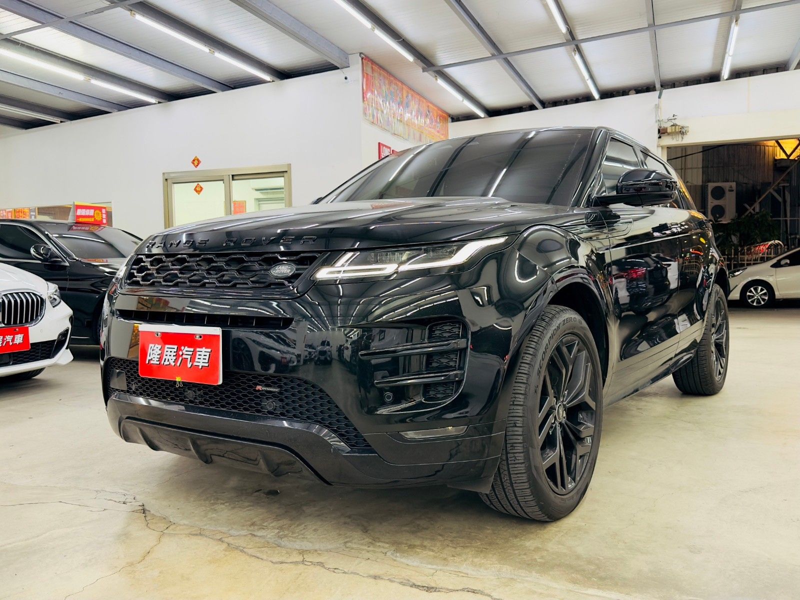 Land Rover Range Rover Evoque 2022年二手車 168.0萬 台南市-sum隆展汽車 | 8891汽車