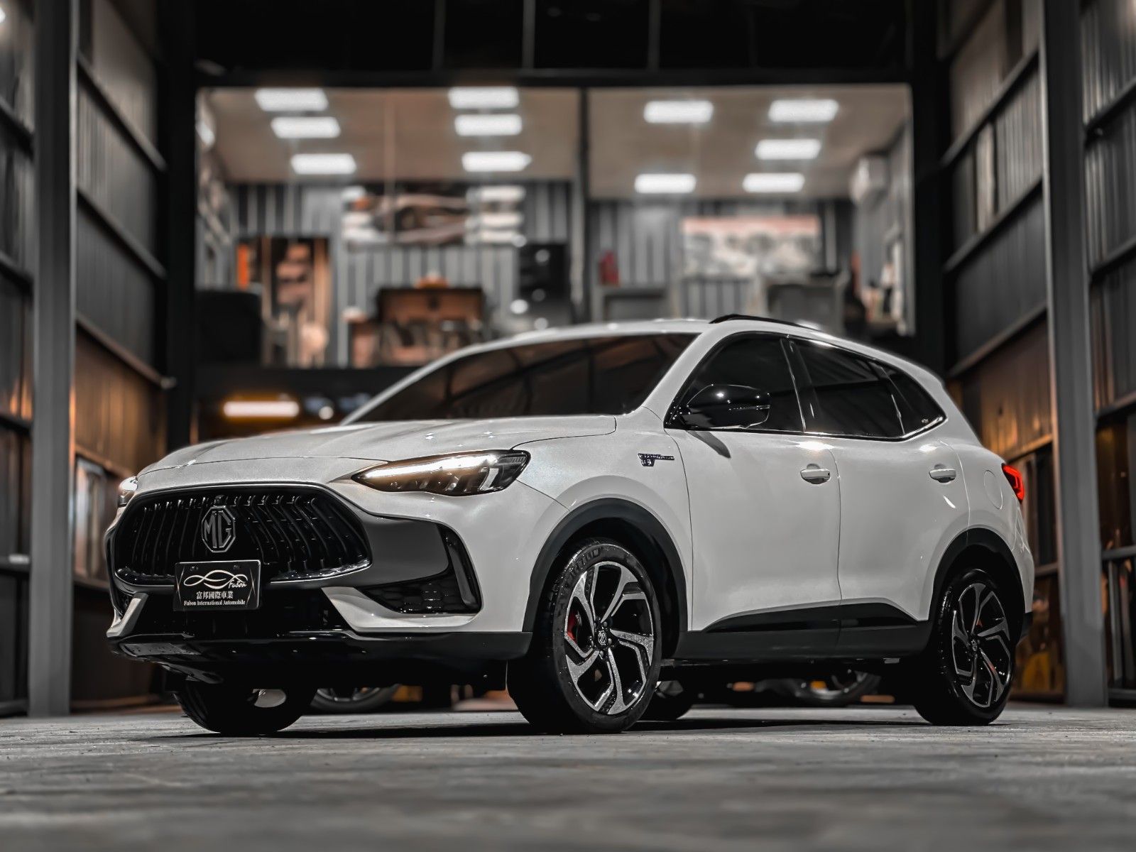 MG HS PHEV 2024年二手車 116.8萬 新北市-富邦國際車業 | 8891汽車