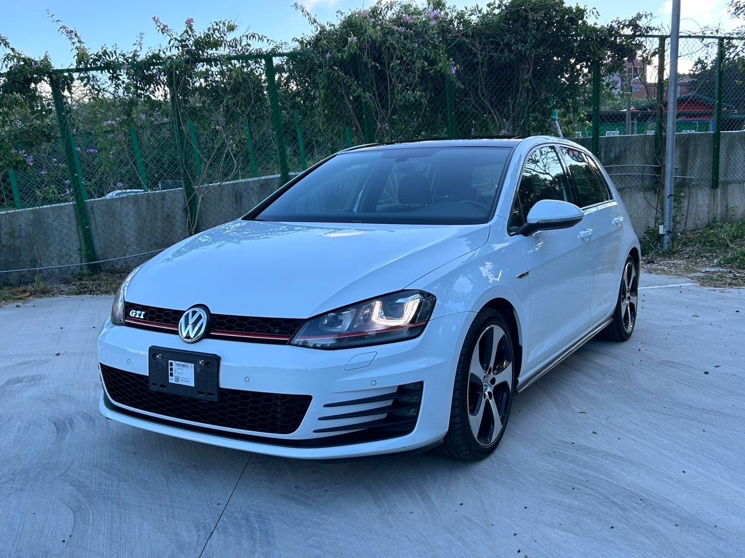 Volkswagen Golf GTI 2016年二手車 70.8萬 桃園市-崇宇汽車-龍潭店 | 8891汽車