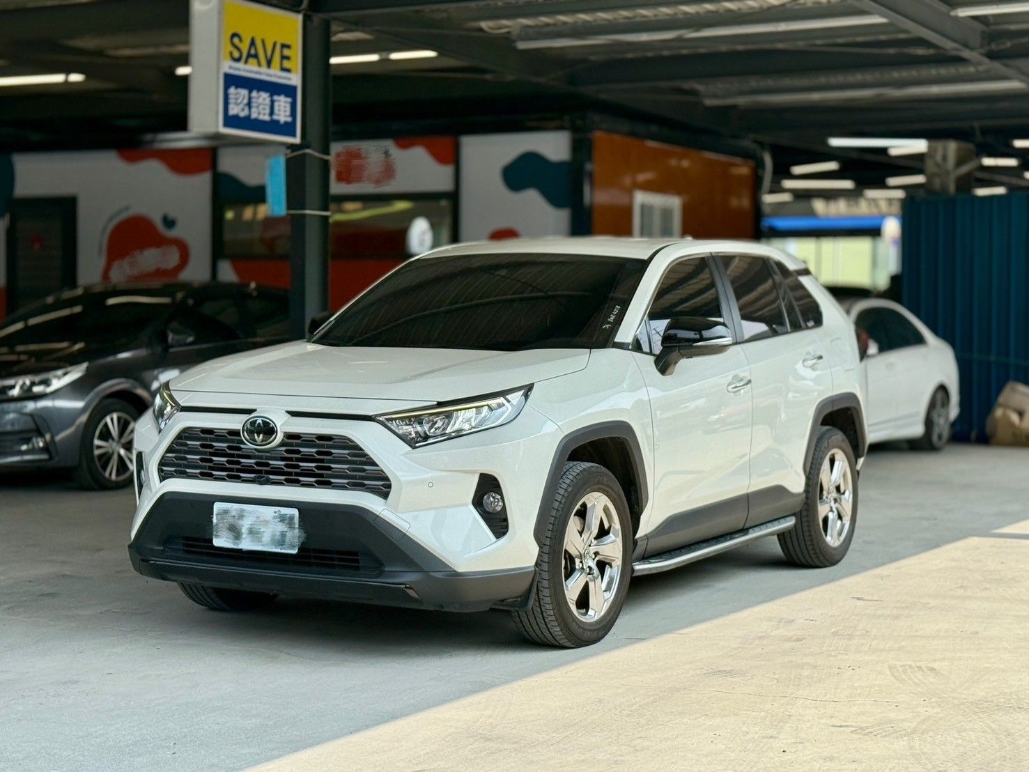 Toyota RAV4 2019年二手車 59.8萬 高雄市-承鑫汽車 | 8891汽車