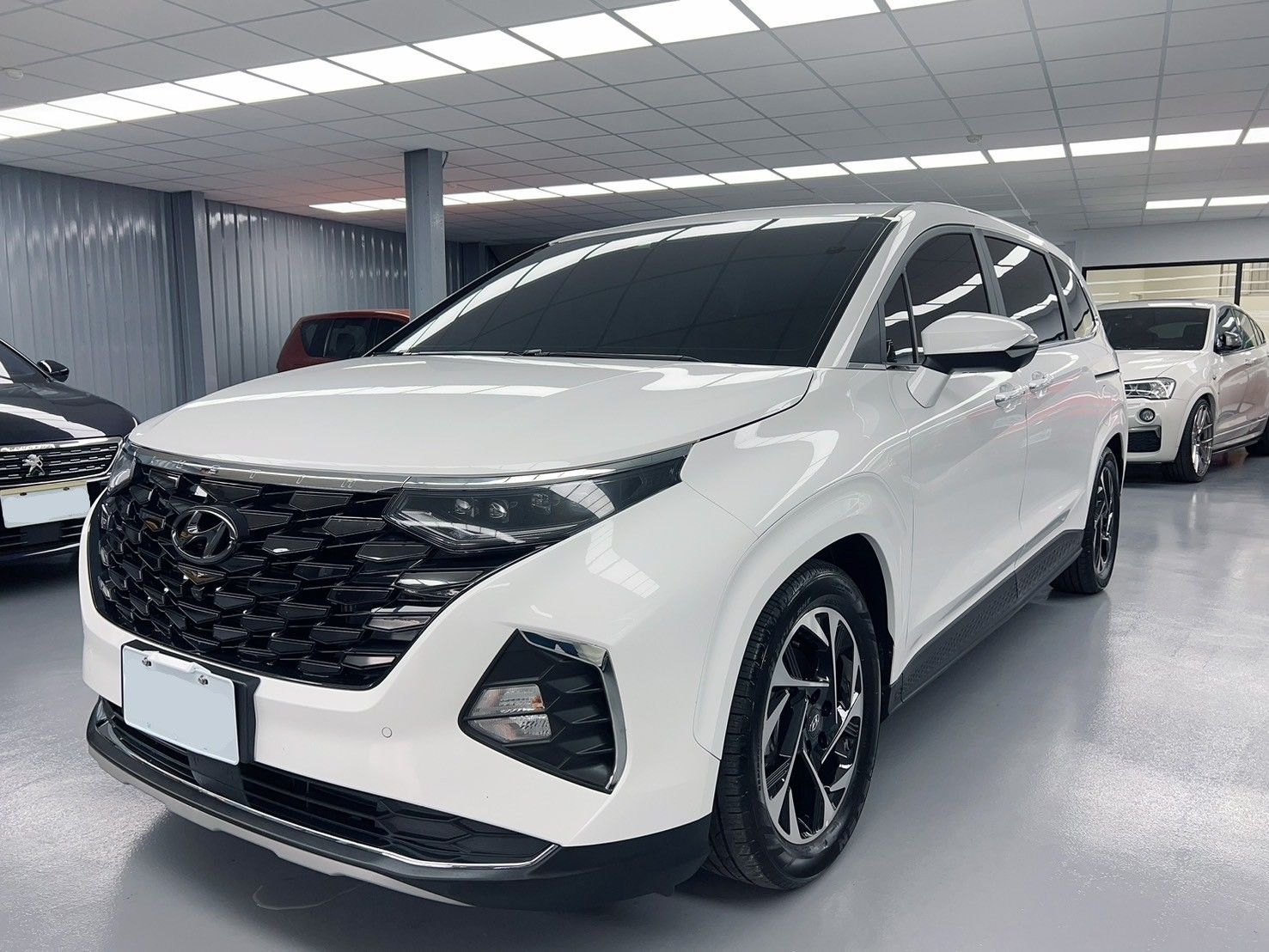 Hyundai Custin 2024年二手車 133.8萬 新北市-瑞冠汽車 | 8891汽車