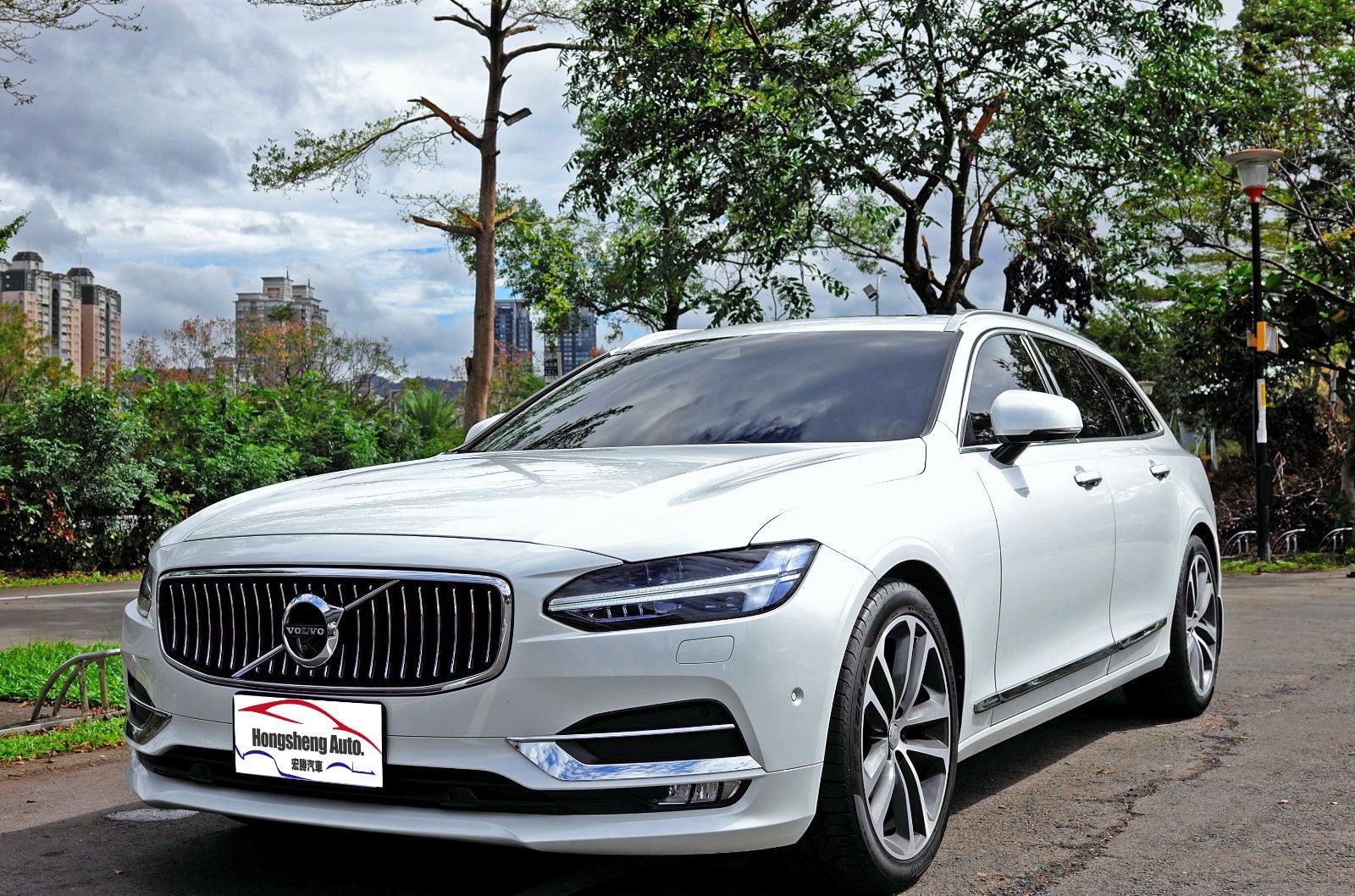 Volvo V90 2018年二手車 109.0萬 新北市-宏勝汽車 | 8891汽車