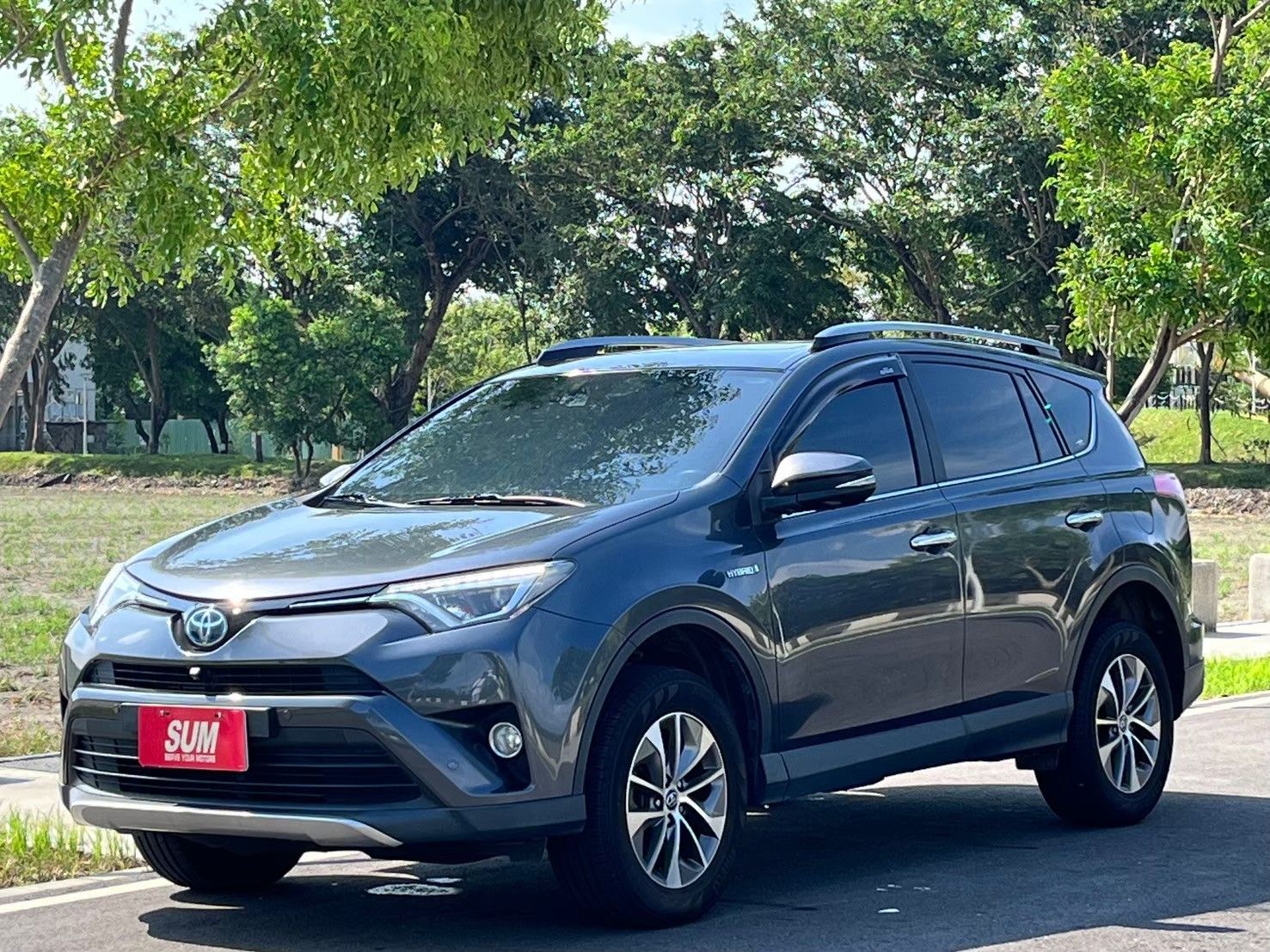 Toyota RAV4 2017年二手車 56.8萬 屏東縣-SUM 毅寰汽車 | 8891汽車