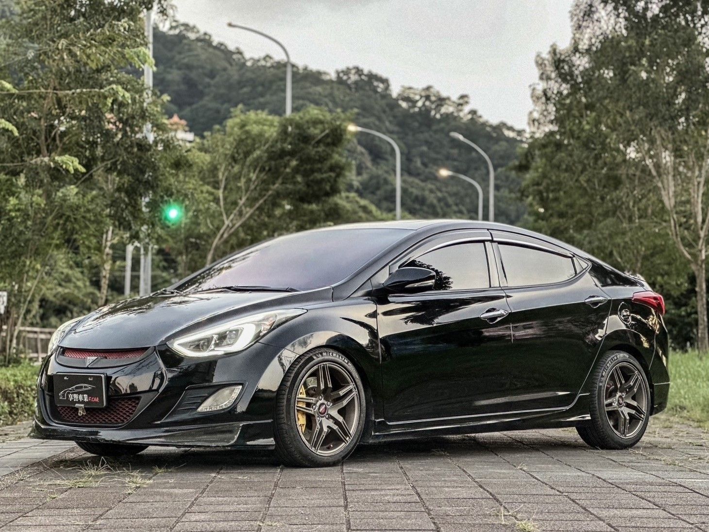 Hyundai Elantra 2013年二手車 19.8萬 新北市-享譽車業 | 8891汽車