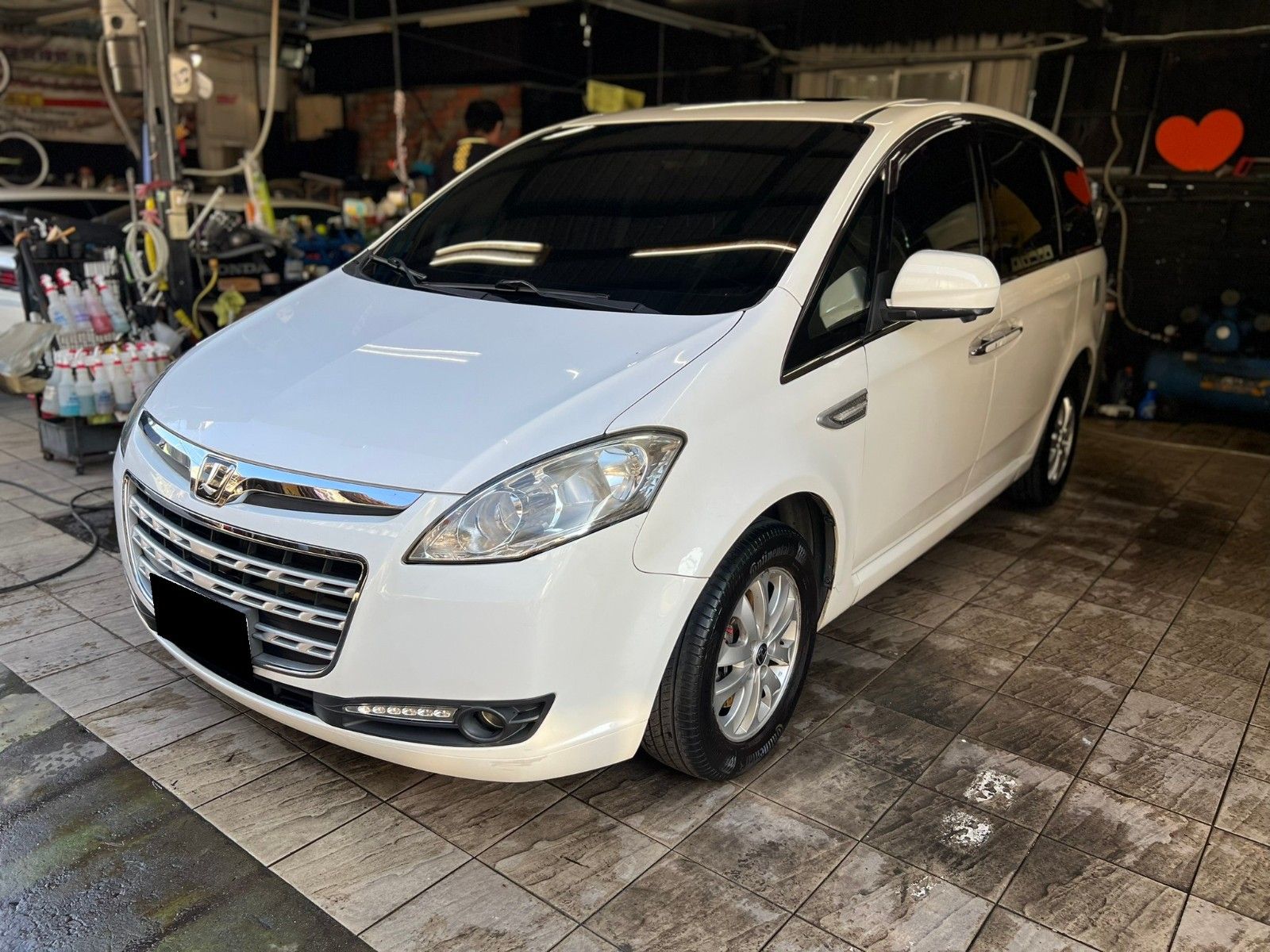 Luxgen M7 Turbo 2013年二手車 15.8萬 台北市-鴻揚汽車商行 | 8891汽車