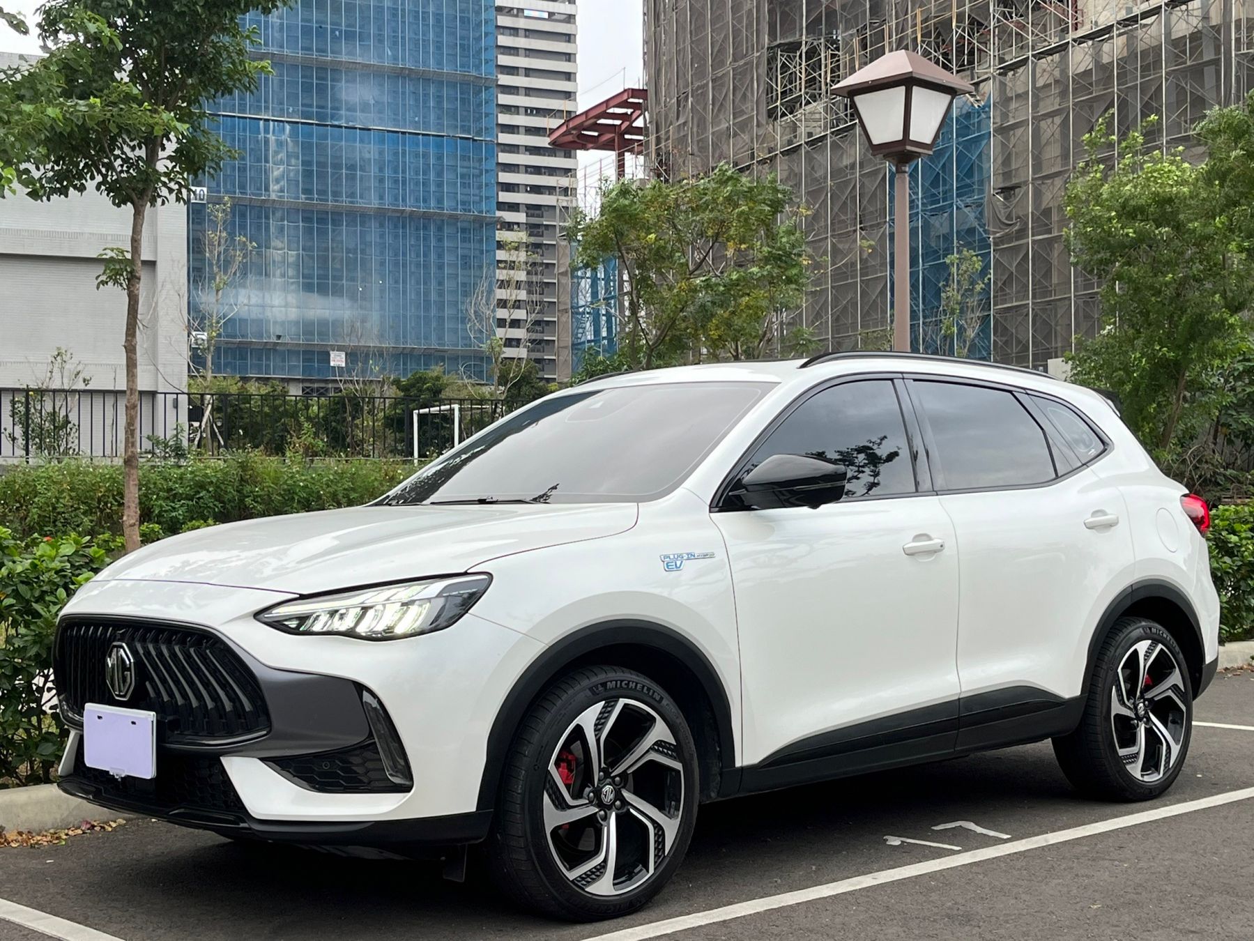 MG HS 2022年二手車 85.8萬 桃園市-宏均國際車業祝先生 | 8891汽車