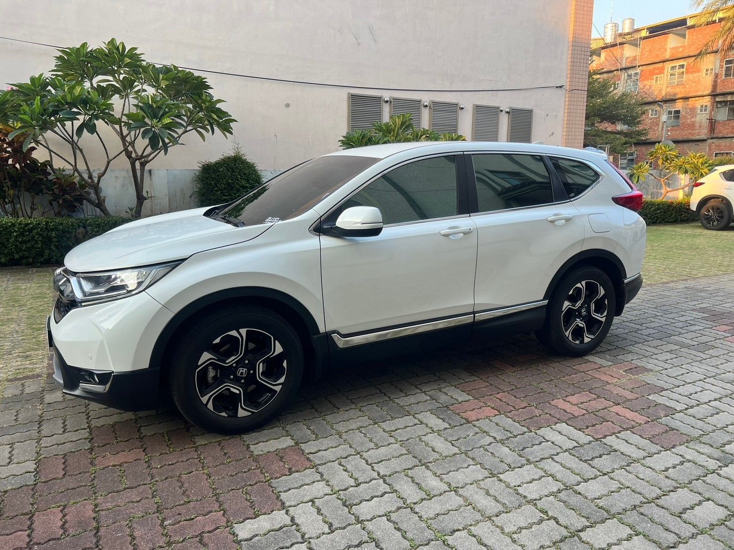 Honda CR-V 2020年二手車 65.8萬 彰化縣-第一便宜中古車 | 8891汽車