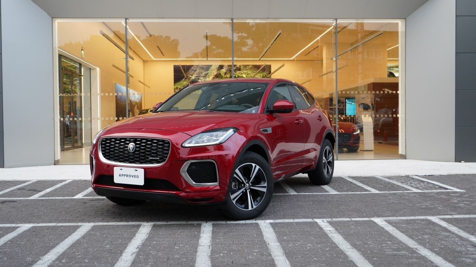 Jaguar E-Pace 2024年二手車 159.0萬 台北市-台灣瑋信汽車 | 8891汽車