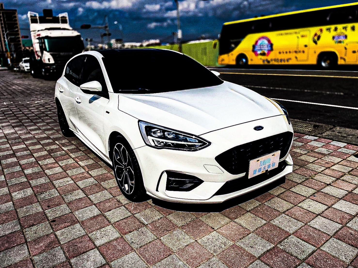 Ford Focus 5D 2022年二手車 37.8萬 新北市-Y.G你的專屬車庫 | 8891汽車