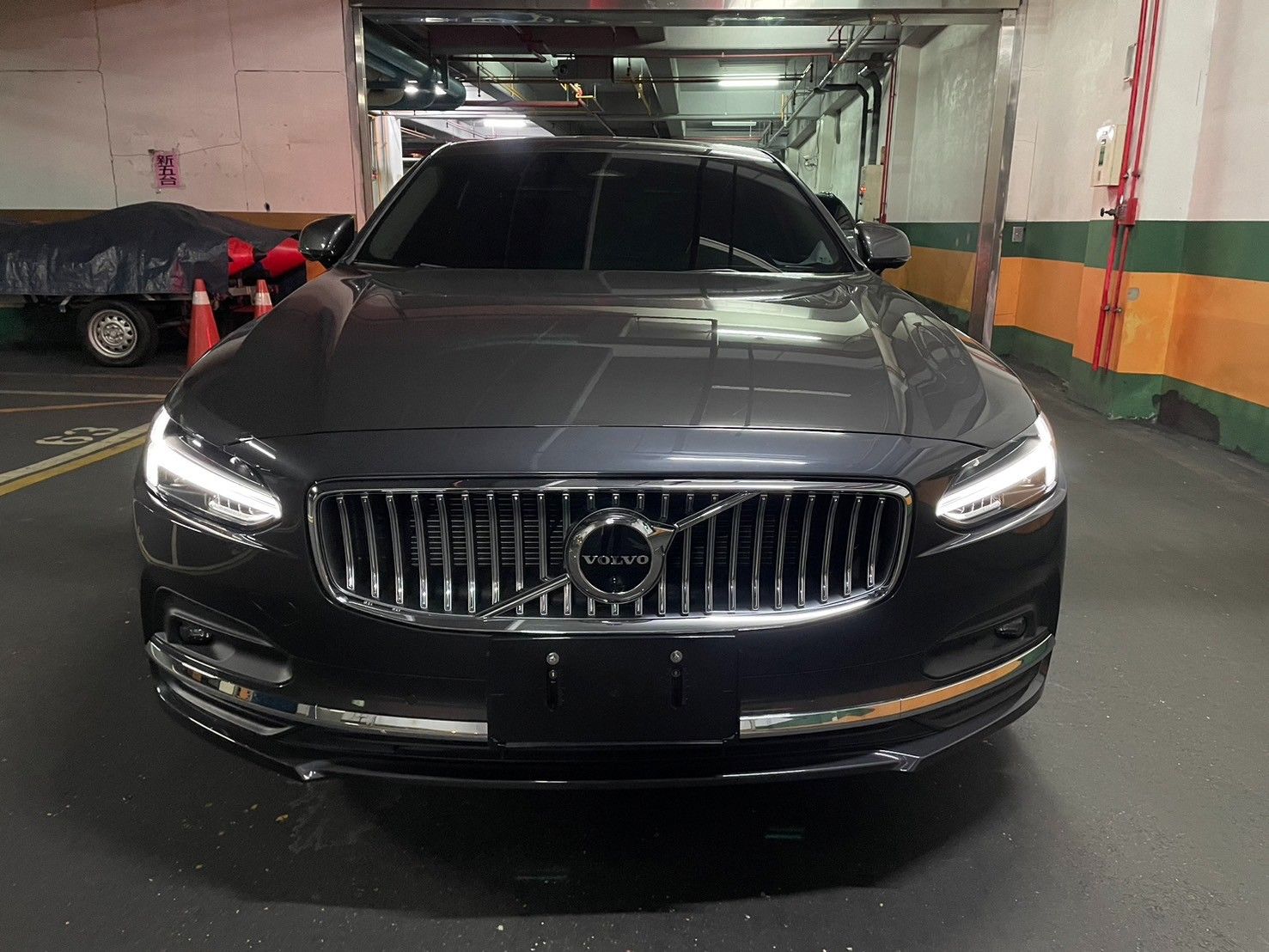 Volvo S90 2022年二手車 159.0萬 台北市-Volvo新凱認證車 | 8891汽車