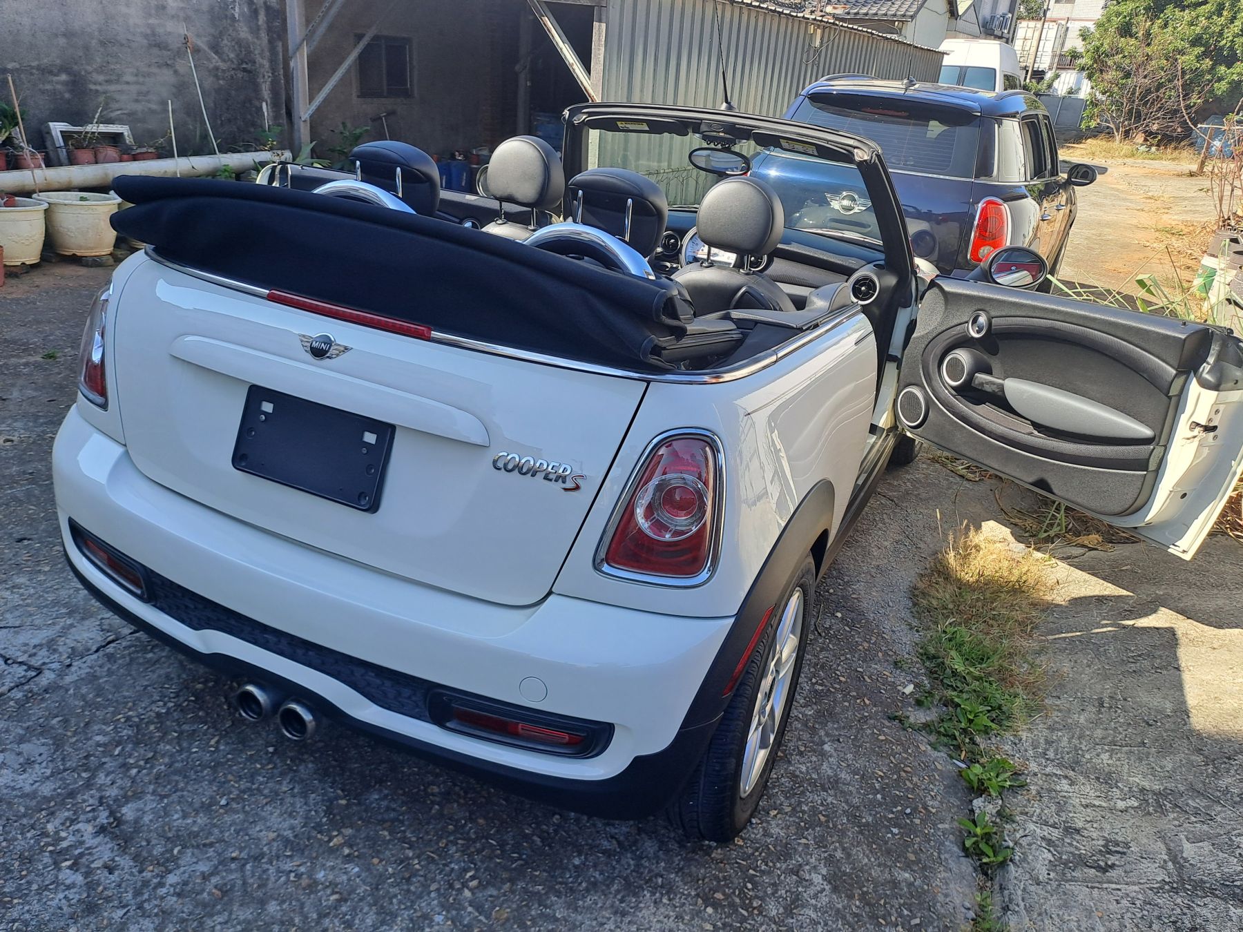 Mini Cabrio 2011年二手車 68.0萬 台中市-迷尼國際 | 8891汽車