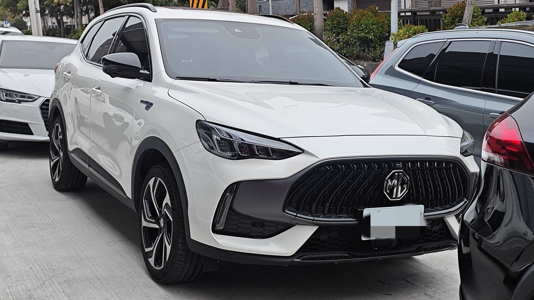 MG HS PHEV 2022年二手車 86.8萬 台中市-上極汽車-台中店 | 8891汽車