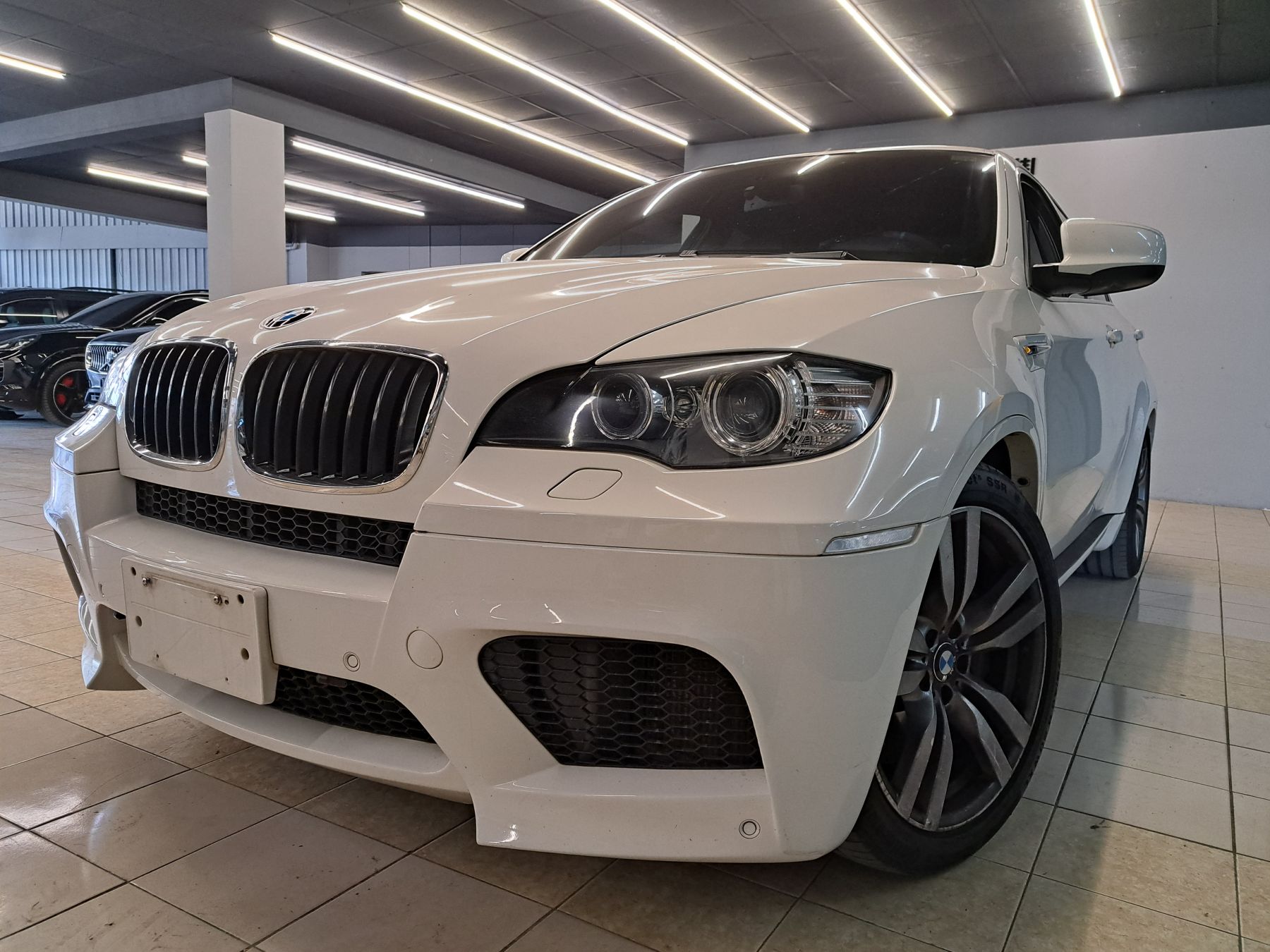BMW X6 M 2012年二手車 28.8萬 台中市-萬豐汽車總店 | 8891汽車