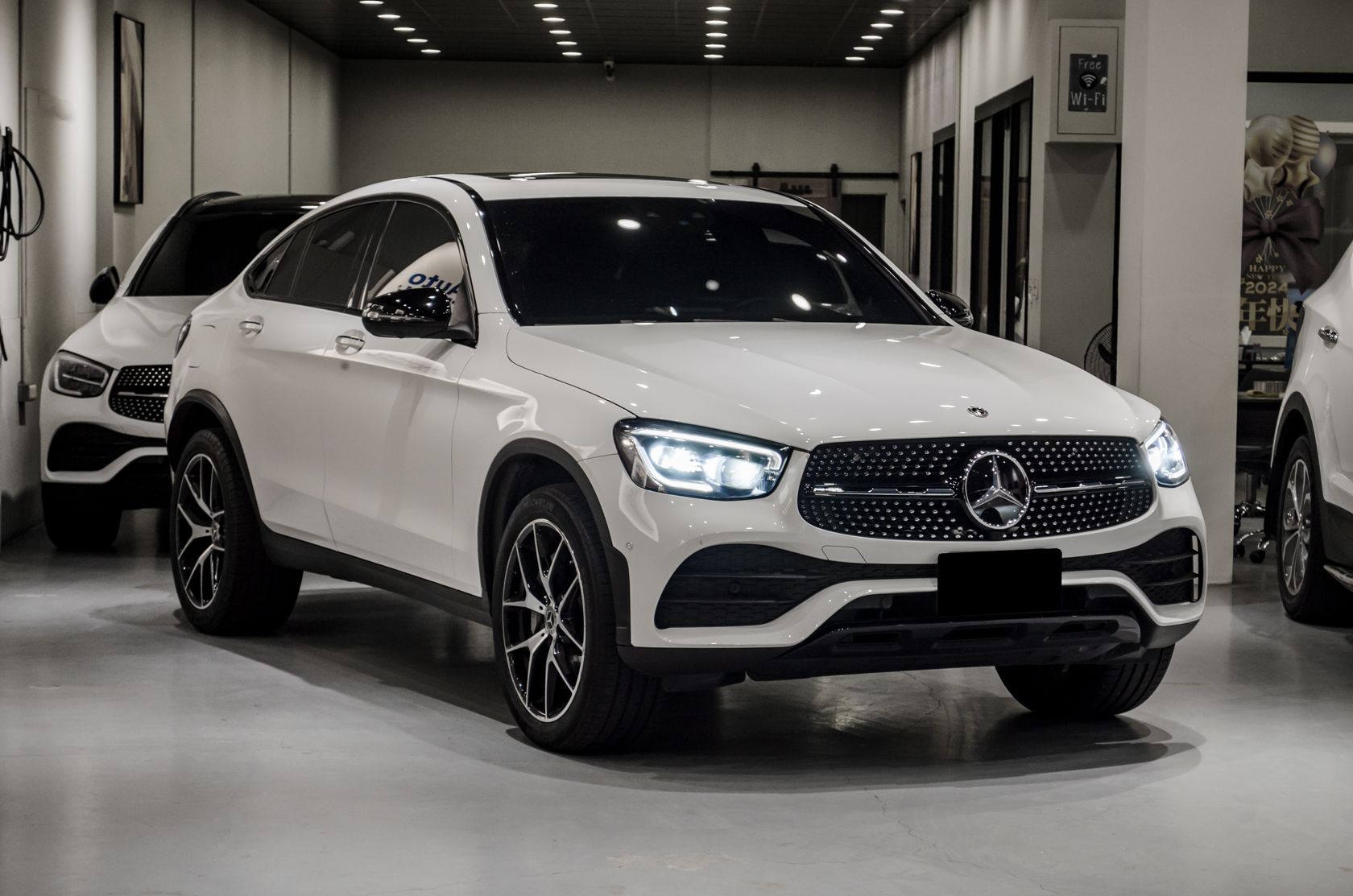 Mercedes-Benz GLC Coupe 2021年二手車 218.0萬 新竹市-一智車庫 | 8891汽車
