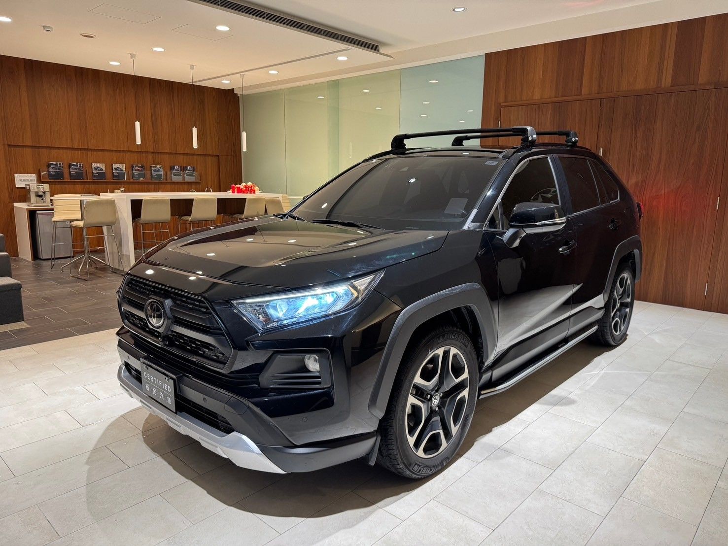 Toyota RAV4 2021年二手車 79.9萬 台中市-裕民原廠認證中古車 | 8891汽車