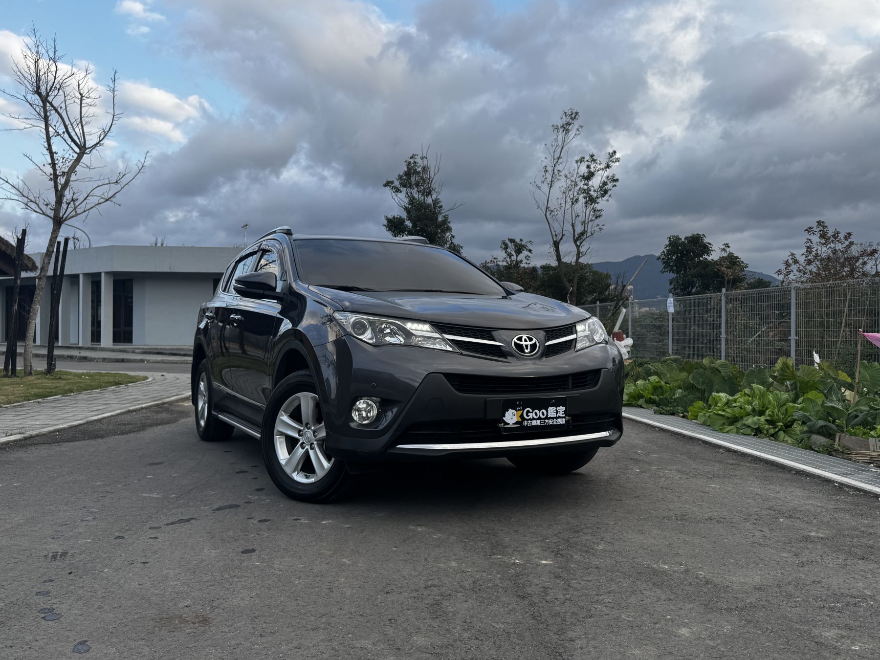 Toyota RAV4 2014年二手車 36.8萬 新北市-父工車業 | 8891汽車