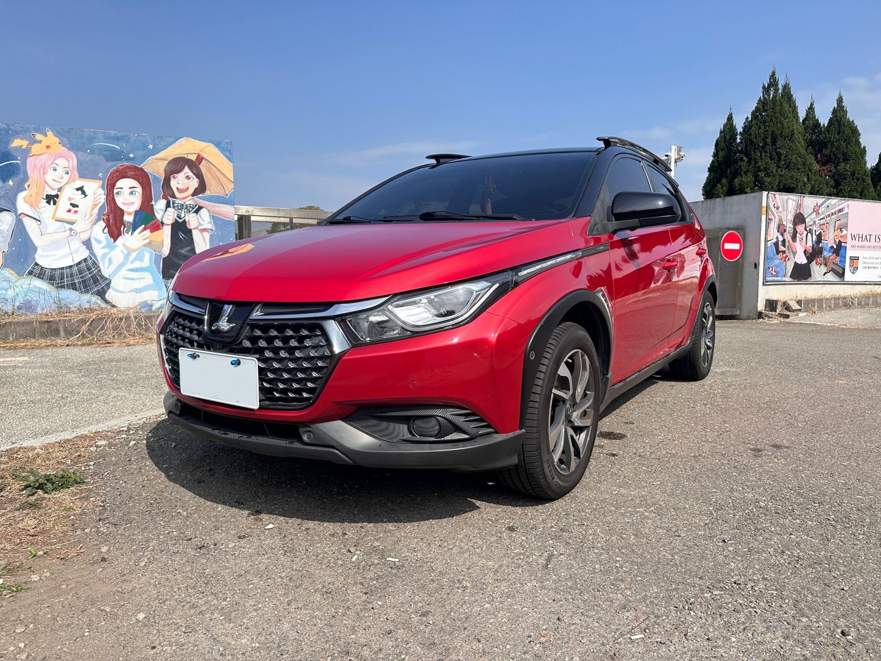 Luxgen U5 2017年二手車 18.8萬 台中市-宏順車業 | 8891汽車