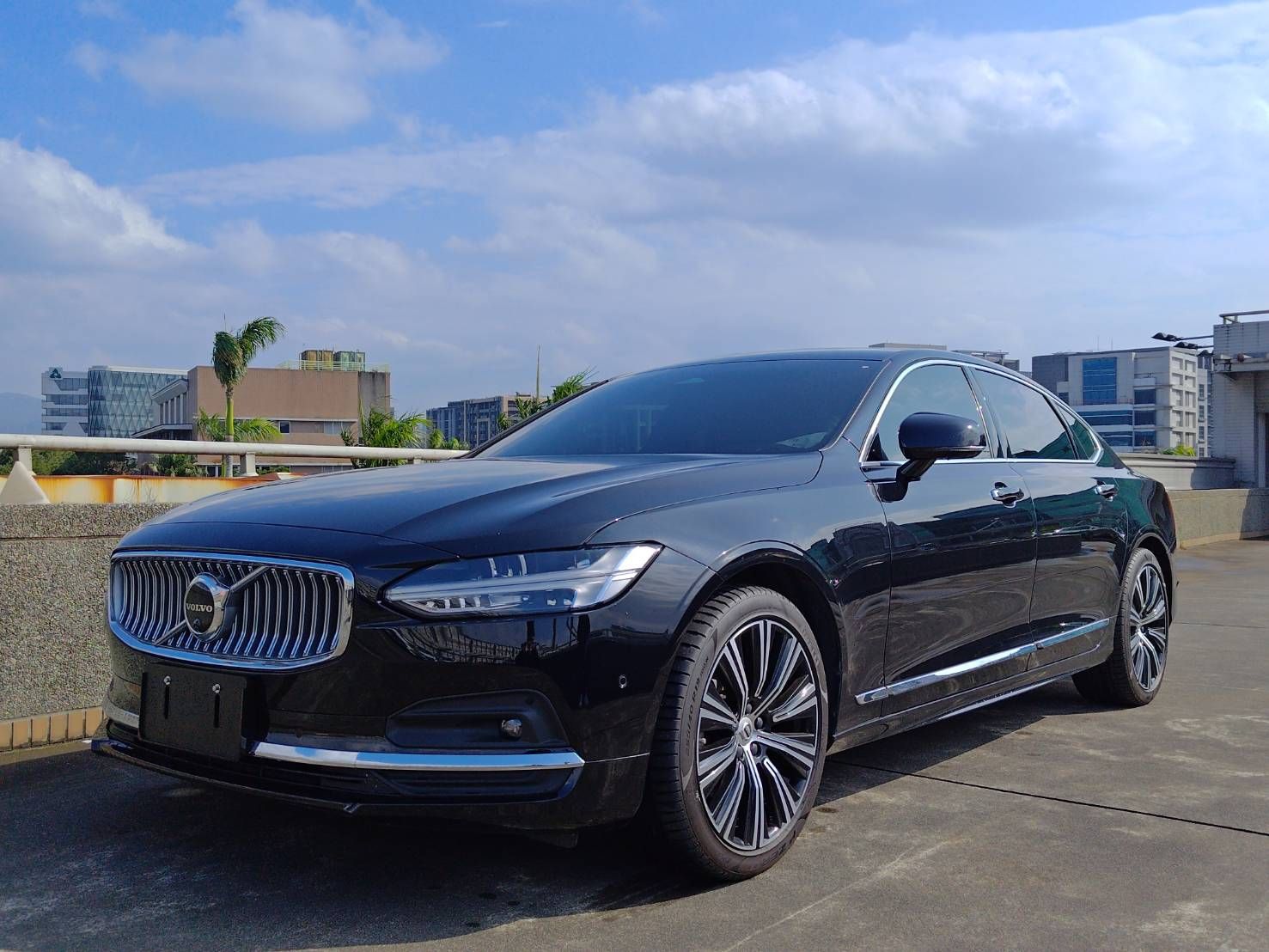 Volvo S90 2022年二手車 149.0萬 台北市-Volvo新凱認證車 | 8891汽車