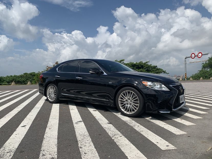 Lexus LS 2010年二手車 29.8萬 嘉義市- | 8891汽車