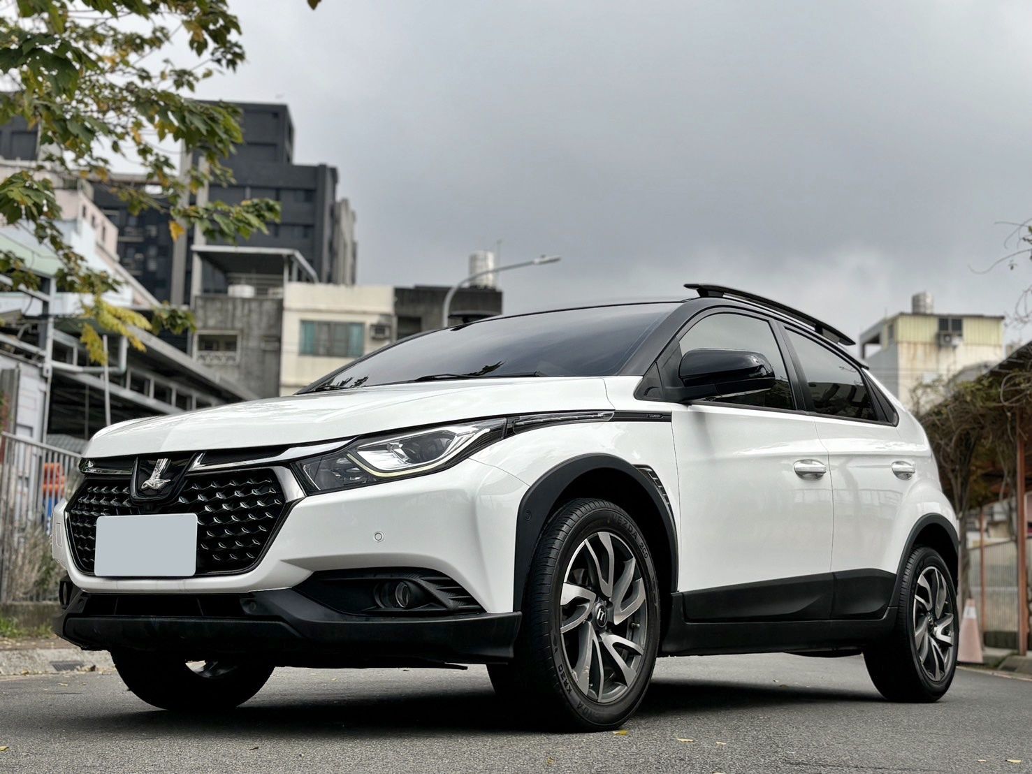 Luxgen U5 2019年二手車 29.8萬 桃園市-《HOT》群馬汽車 | 8891汽車