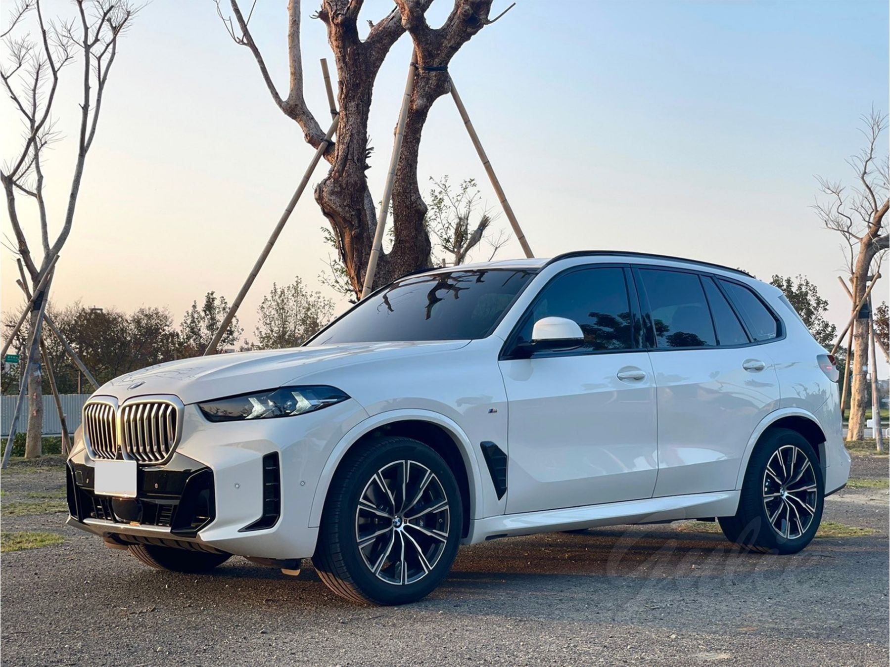 BMW X5 2024年二手車 電洽 台中市-CJ寶輝車業 | 8891汽車