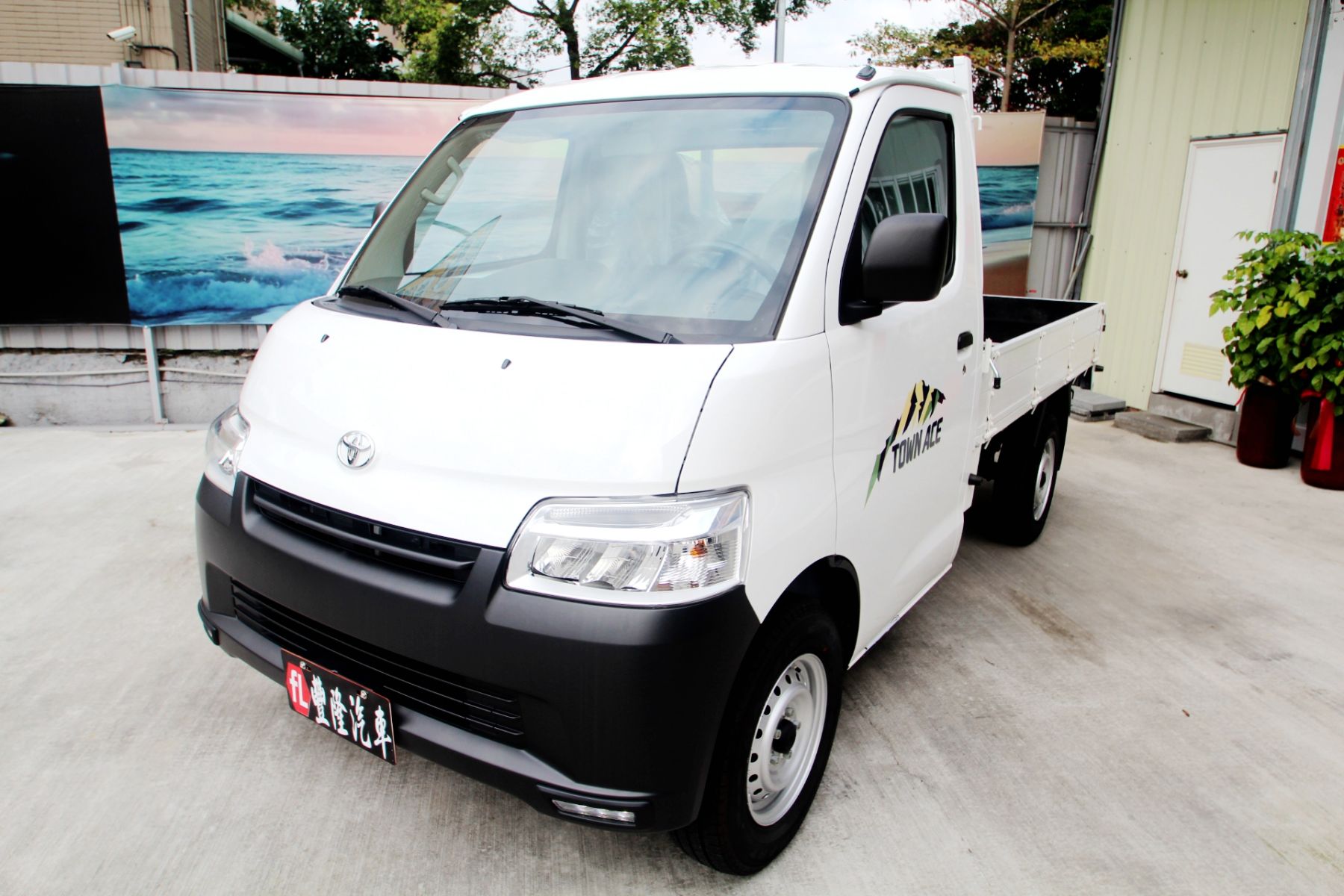 Toyota Town Ace 2024年二手車 42.8萬 新北市-豐隆汽車SUM模範店 | 8891汽車