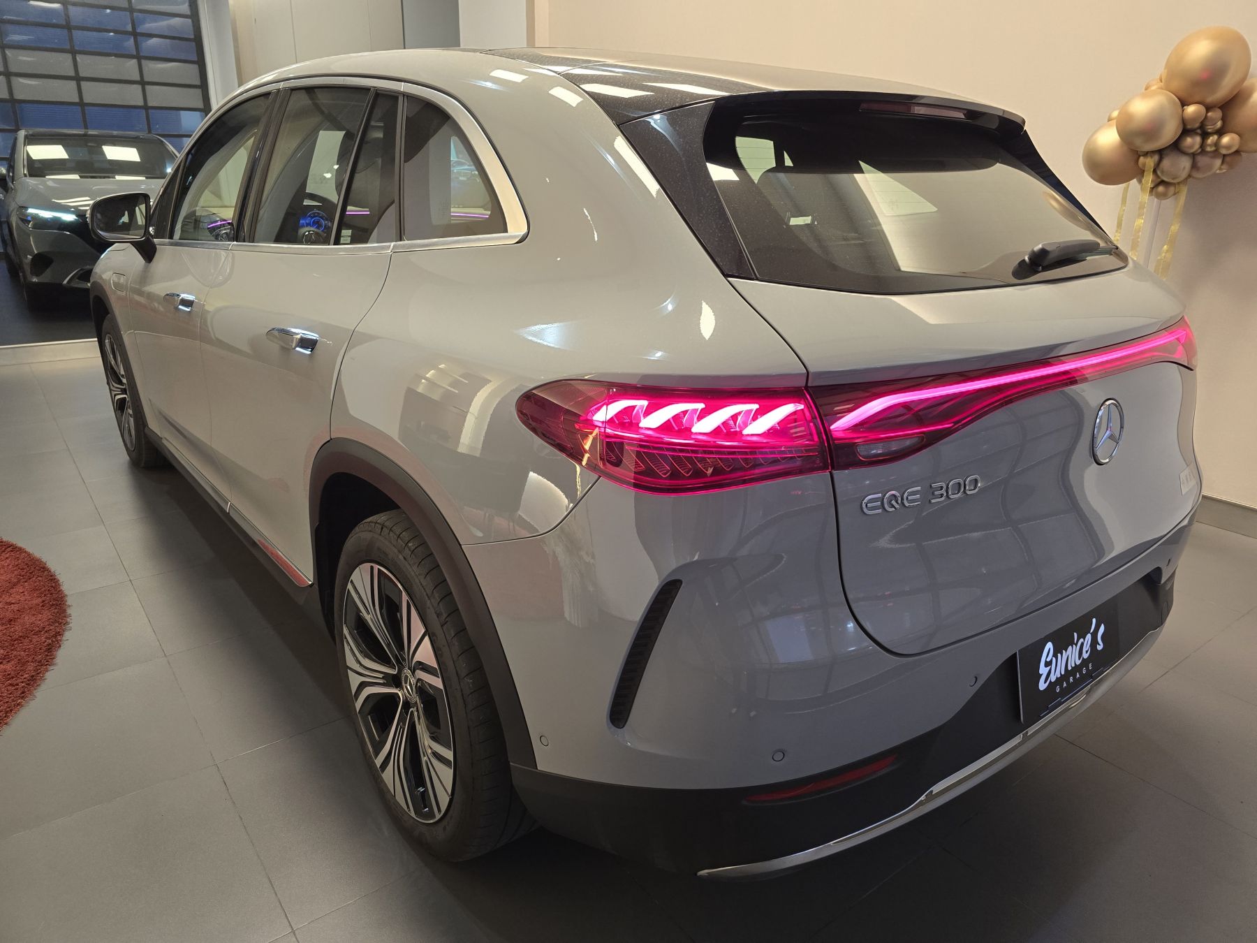 Mercedes-Benz EQE SUV 2024年二手車 電洽 高雄市- | 8891汽車