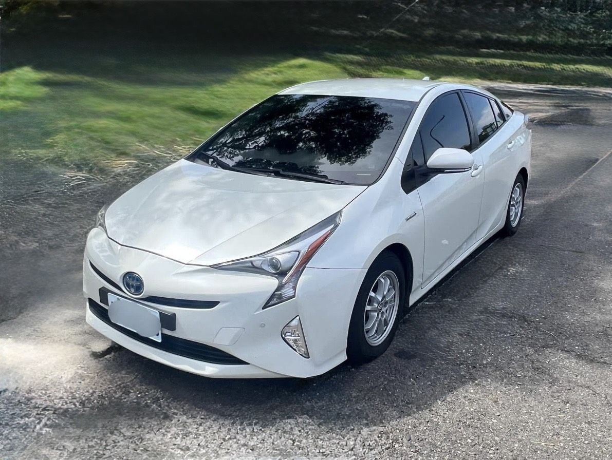 Toyota Prius 2017年二手車 25.2萬 台中市-天威超貸先生 | 8891汽車