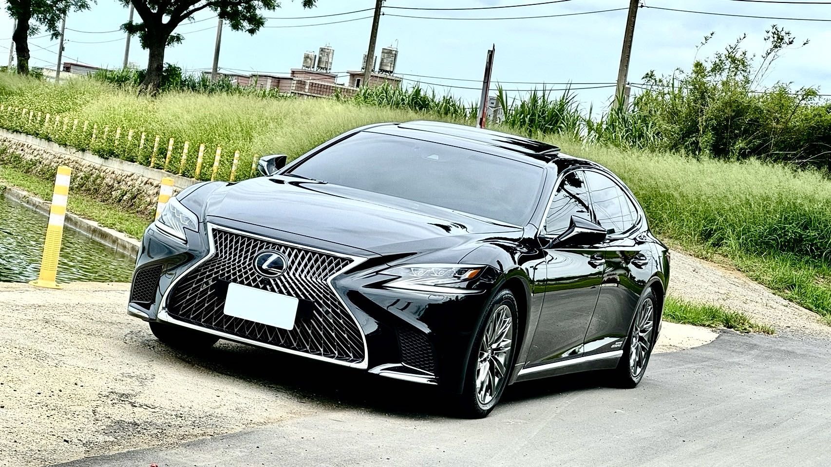 Lexus LS 2019年二手車 168.0萬 桃園市-柏樂車酷 | 8891汽車