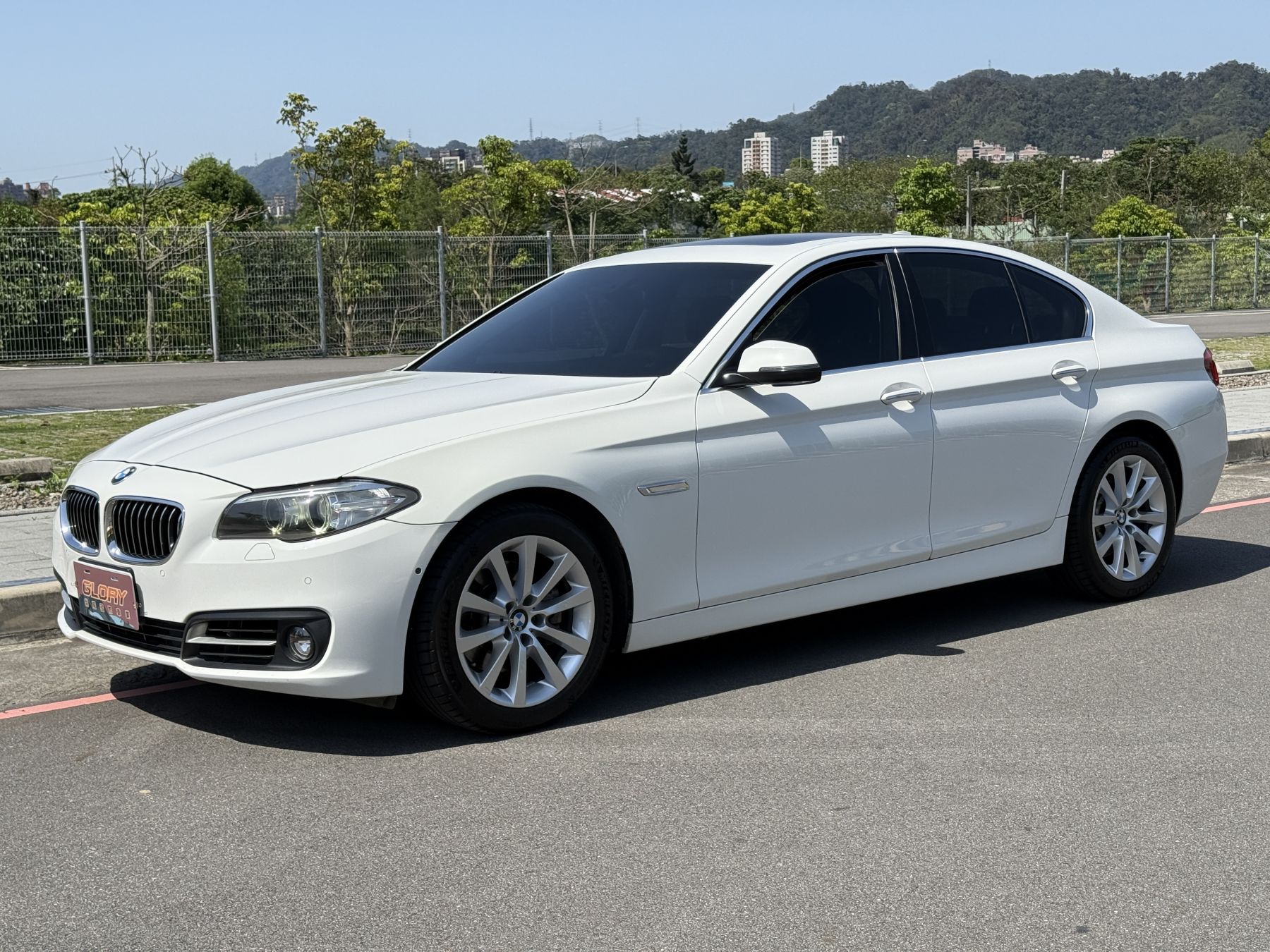 BMW 5-Series Sedan 2014年二手車 38.8萬 新北市-榮耀車業SAVE認證 | 8891汽車