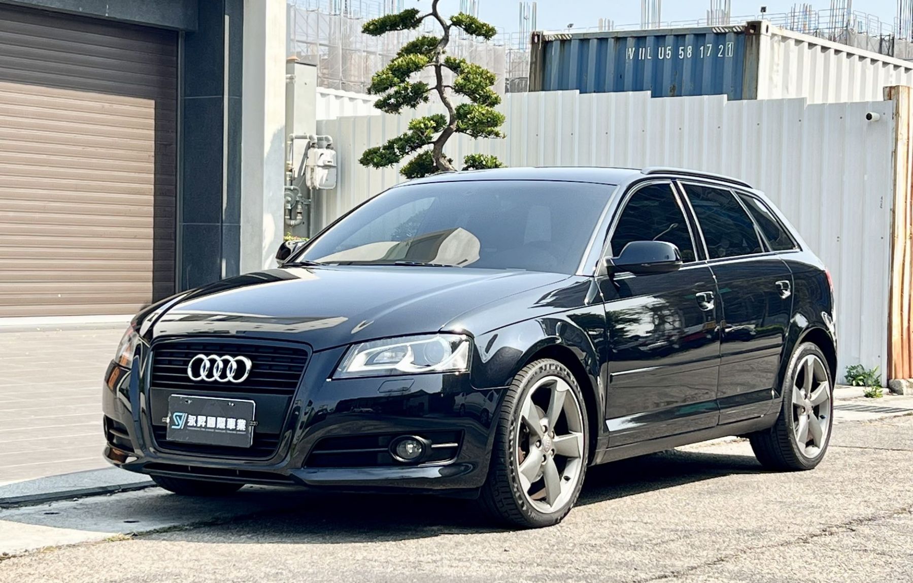 Audi A3 5D 2011年二手車 8.8萬 台中市-阿修車庫 | 8891汽車